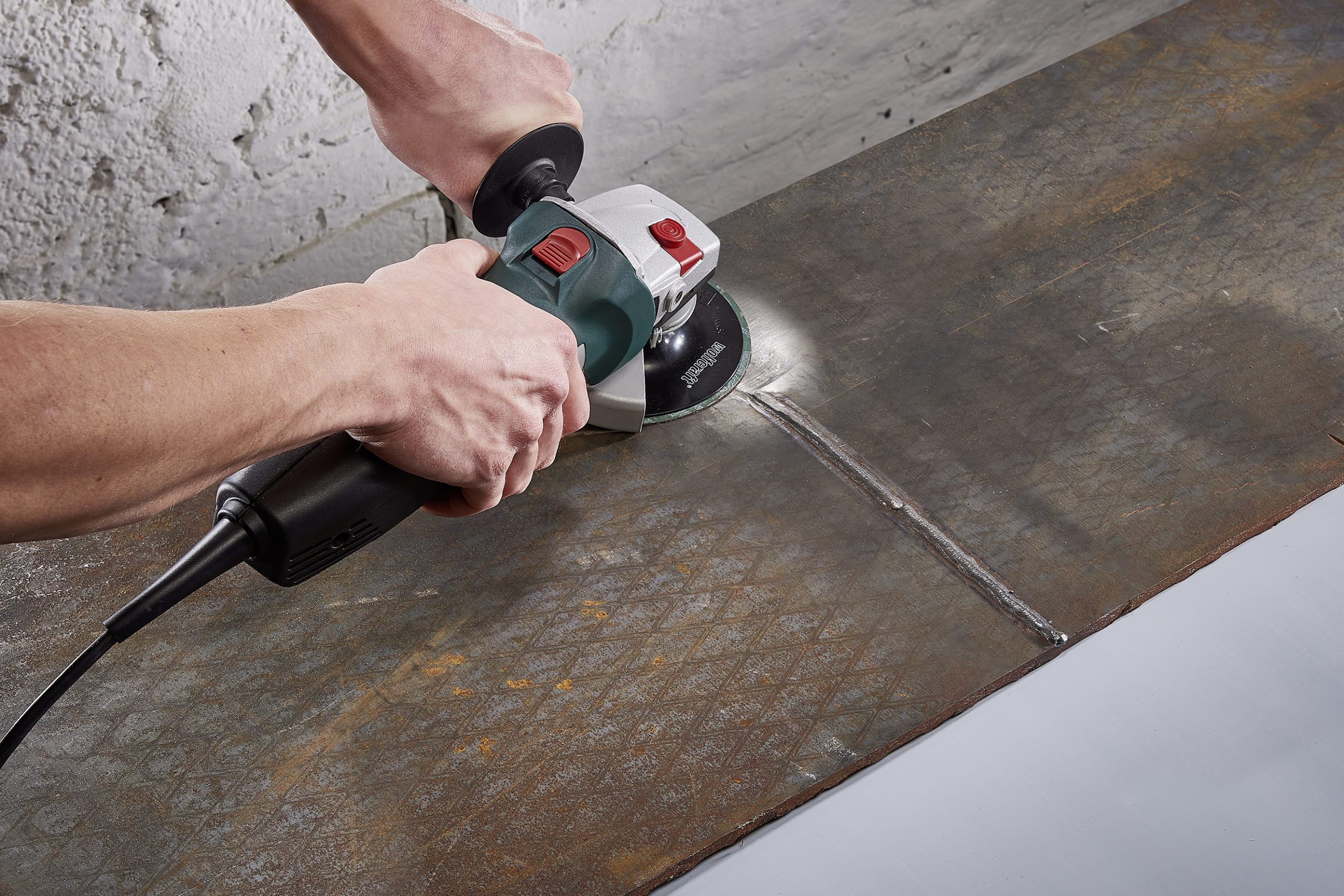 DISQUES FIBRE POUR MEULEUSE - Bâtiself